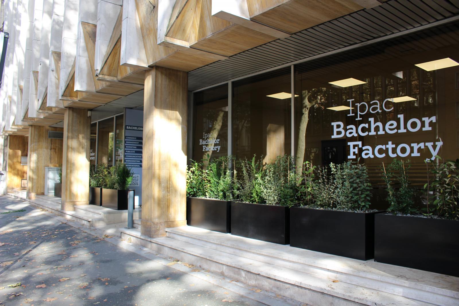 Ecole de commerce à Lille - IPAC Bachelor Factory